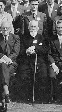 A journey through IAHR history. Start and consolidation: 1935 - 1960